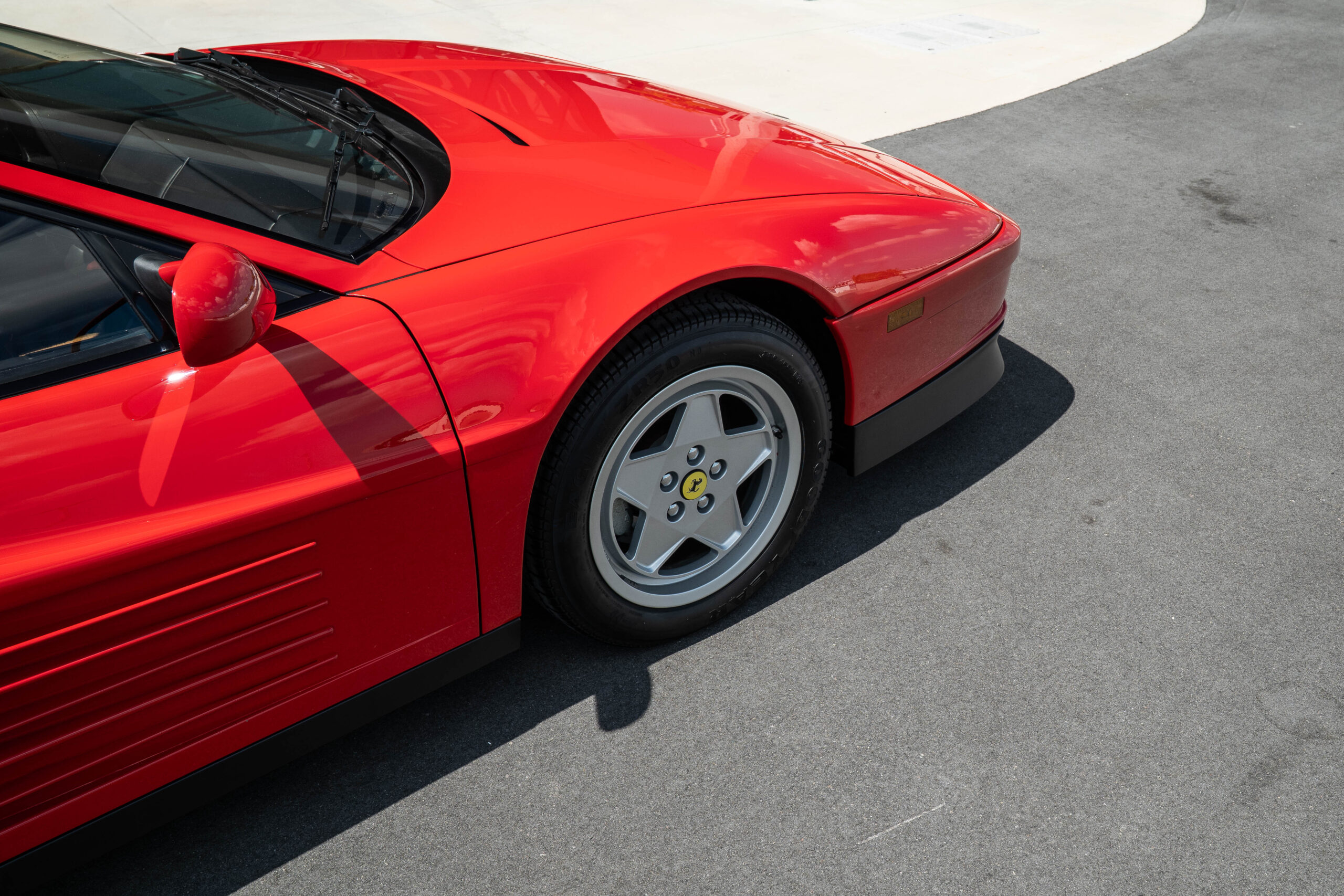 700 Mile 1990 Ferrari Testarossa - GH Vehicles