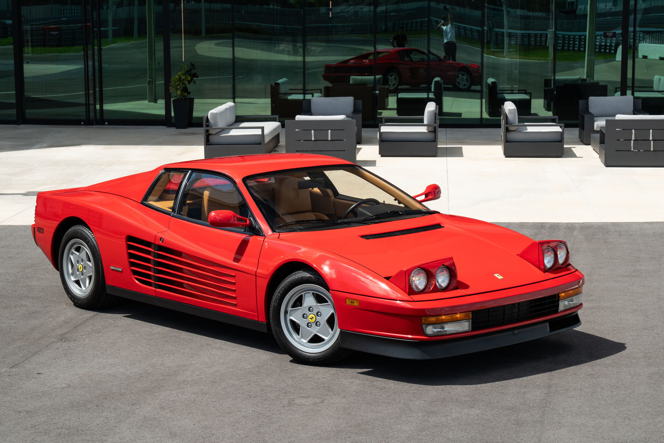 700 Mile 1990 Ferrari Testarossa - GH Vehicles