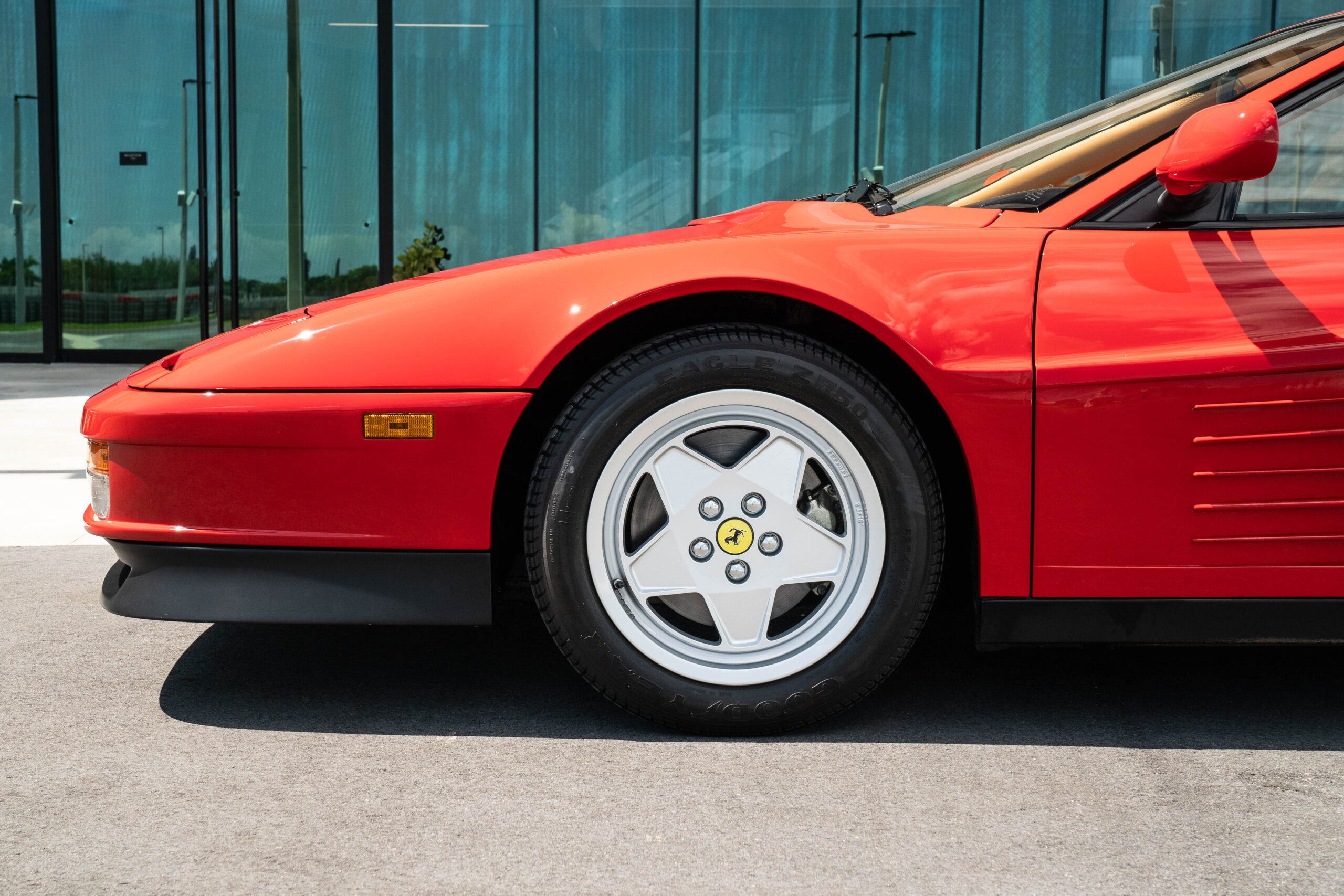 700 Mile 1990 Ferrari Testarossa - GH Vehicles