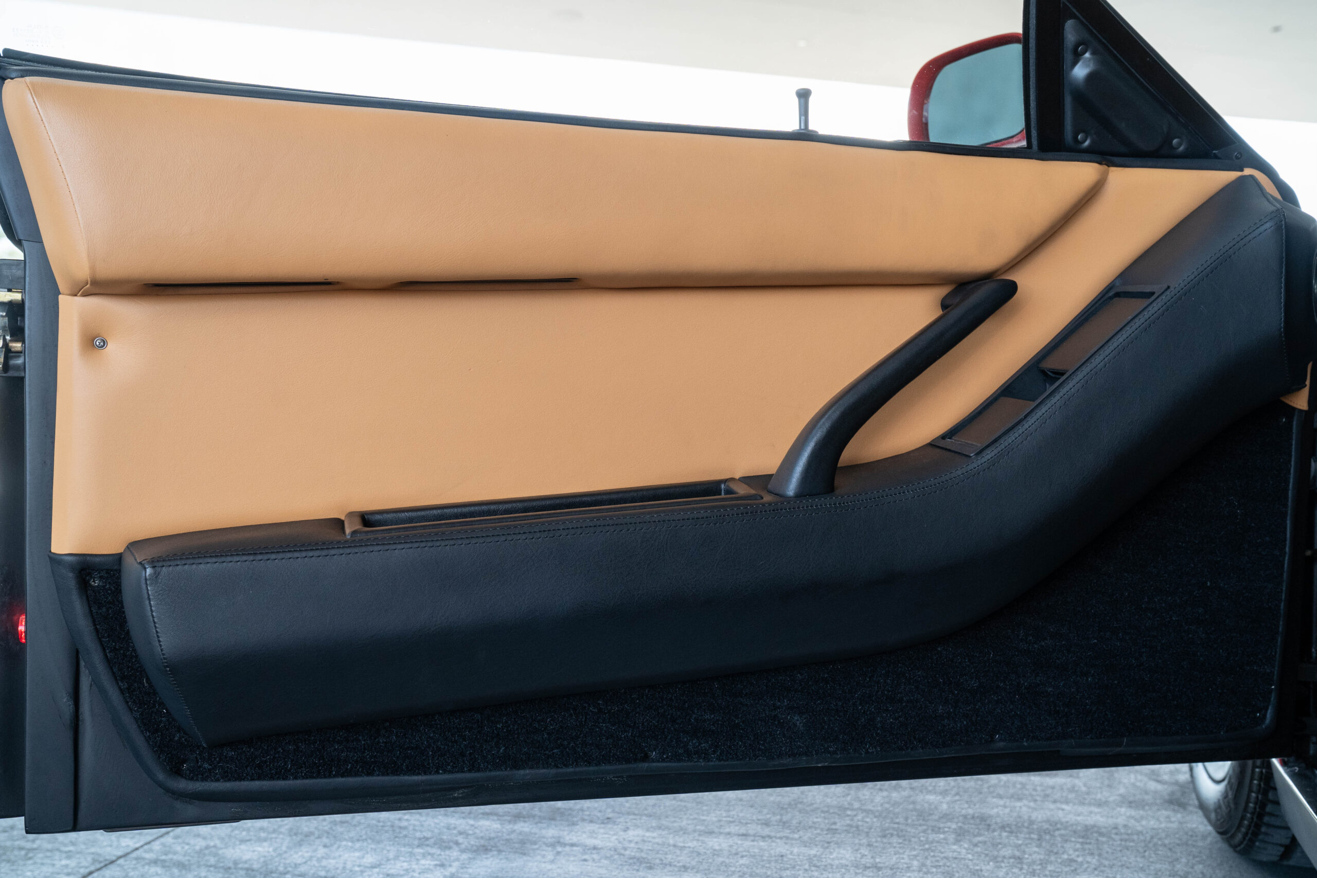 700 Mile 1990 Ferrari Testarossa - GH Vehicles